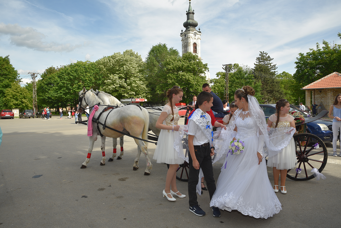 Serbian Wedding Tradition - Codanec
